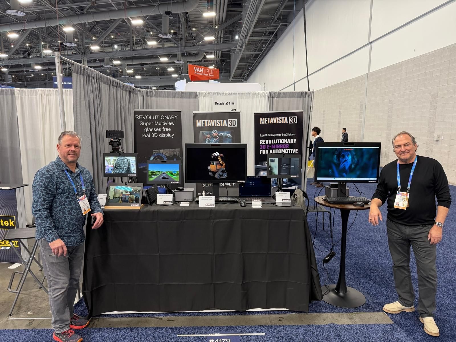 MetaVista3D - The Immersive Metaverse Display